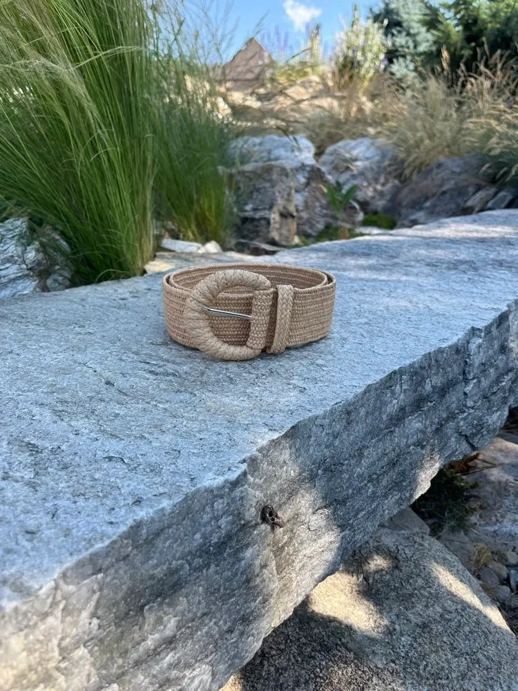Summer Grass Belt – Robin Towle